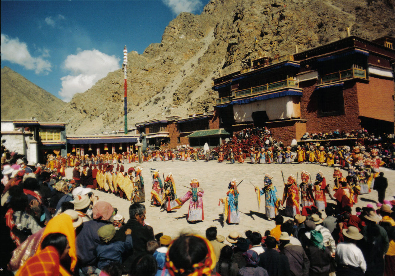 Notre Théâtre • Histoire et sources • Tibet